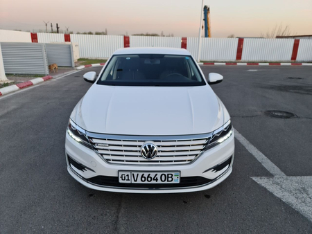 Продаётся Volkswagen eLavida 2021года