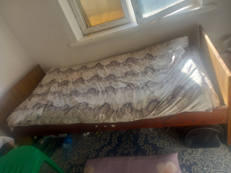 Yumshoq mebel sotiladi 300 so'mdan srochna