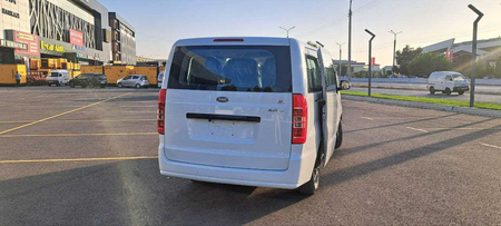 JAC M3 плюс МИНИВЭН 9-уриндикли / В категория права / сотувда тайёр.