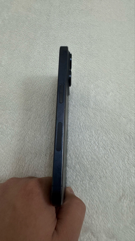 iPhone 15 pro LLA идеальное состояние
