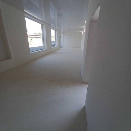 Продаю здание
Сергели
С арендаторами
Доход в месяц 5,000 $
10 соток