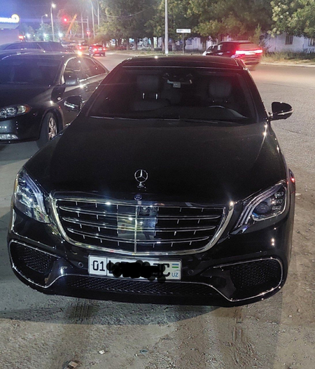 Mercedes S400 Hybrid W222