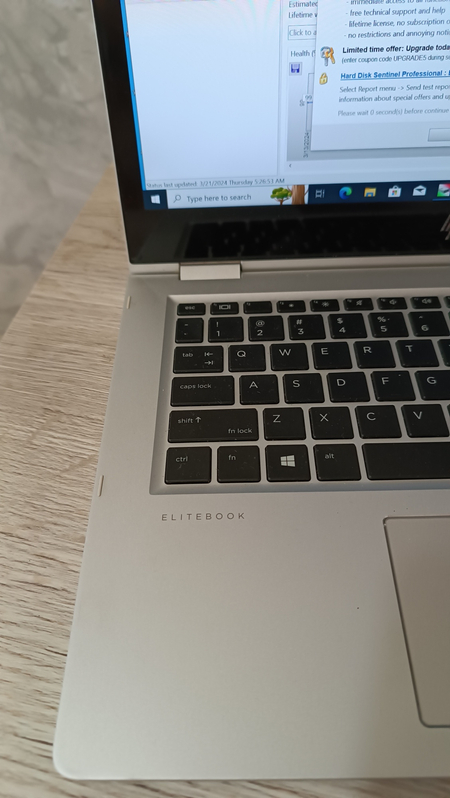 HP elitebook Corei7 ram8Gb