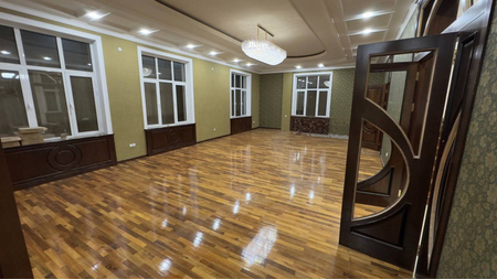 Сдается Дом В Центре ! 3,200$