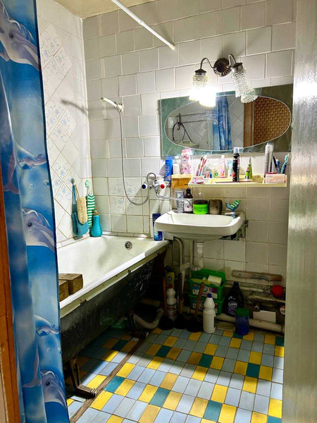 2/1/5 Авиагородок. 38м2. Кирпич. Не торец. Комнаты раздельные.