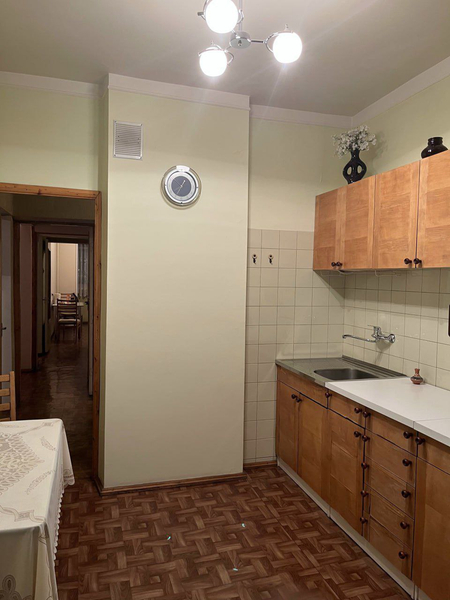 Минор метро 4х5комн/5этаж/9 раздельная, 130м²