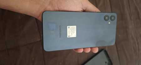Продам Samsung A05 4/128 гб состояние идеалное каробка доки ест идеал