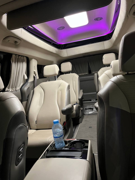 Продаеться kia carnival full