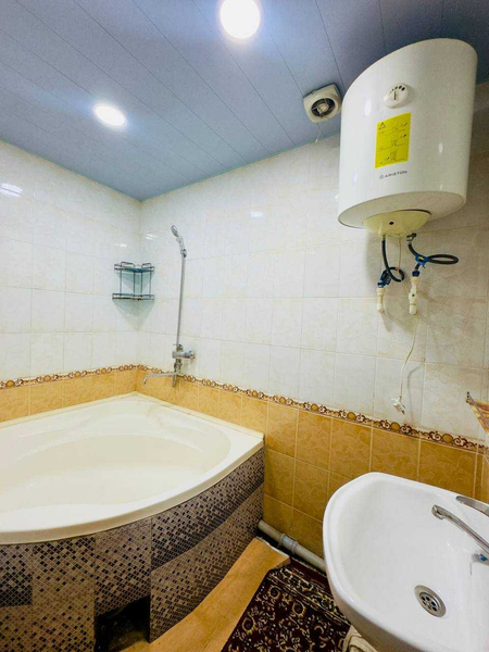 2 xonali 68m² 2-qavat sotiladi