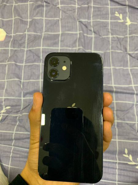 Iphone 12 holati ideal