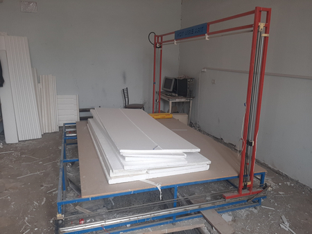 Fasadni pena plast kesadigan aparat sotiladi