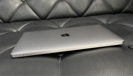 Apple MacBook Pro M1 8/512 GB 2020 года в идеальном состоянии