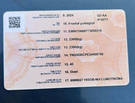 Погоузчик ковшом 0,5 куб