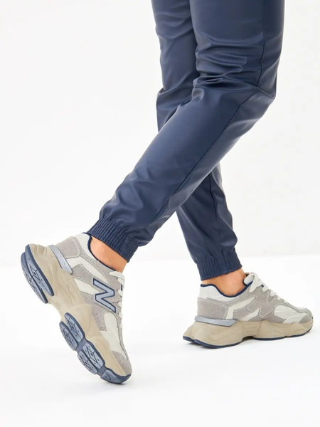 Кроссовки new balance.