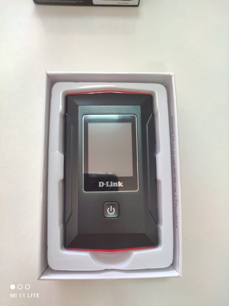 4G Wi-Fi Роутер D-Link DWR-932M