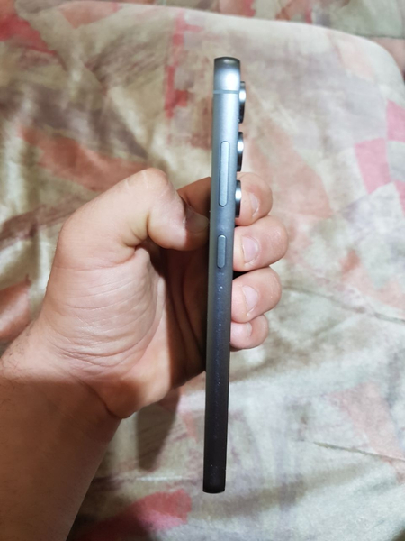 Продаю samsung s 23 fe