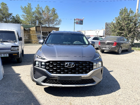 Hyundai santafe 2022 yil