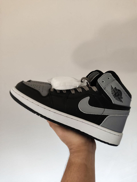 Кроссовки Nike Air Jordan 1