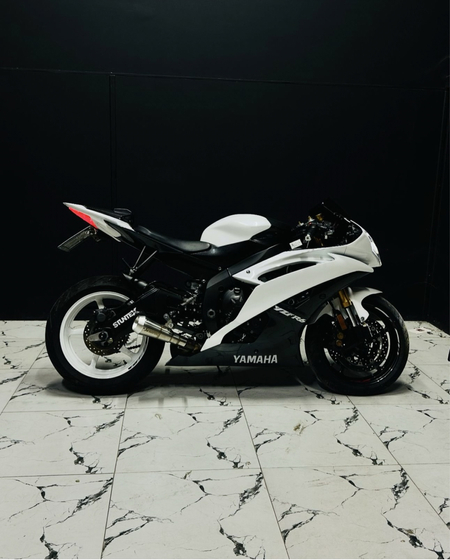Мотоцикл Ямаха R6 оригинал япон
