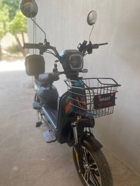 Skuter wasat motors