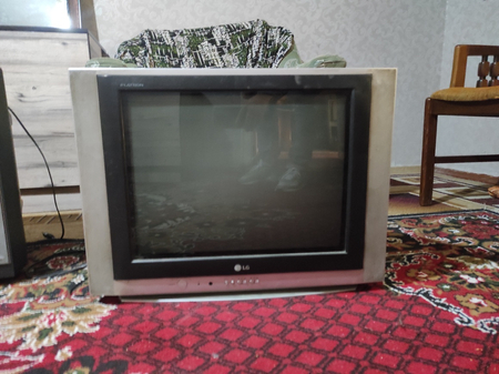 Продаю 3 телевизора б/у рабочее состояние