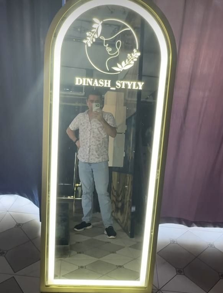 Padsvetka led oyna stoyka