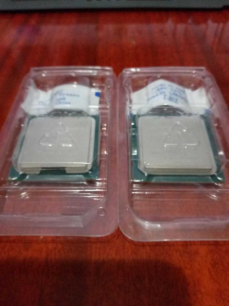 Продаётся 2 процессора Intel® Xeon® E5-2470 v2