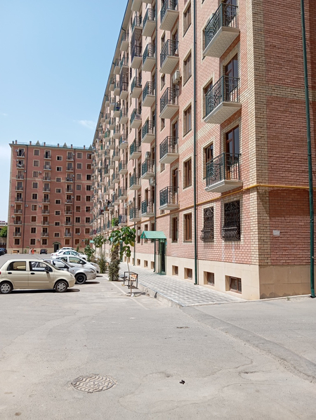Vagzalda 2 xonali uy sotiladi