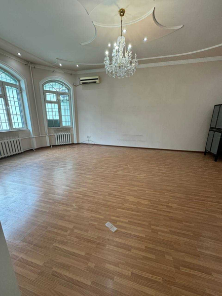 Аренда дома в центре дед сад офис дом 4.5 соток 7 комнат 360м2 4000$