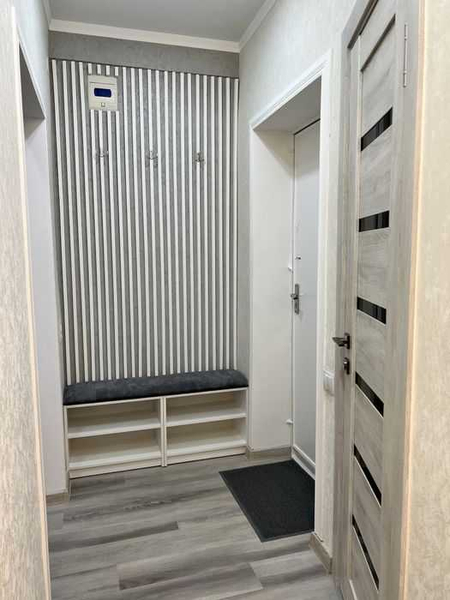 Ц-5 (Киёт) • Фин. Институт • 1-комн • 42 м² • этаж 4/4 • [СА:6748]
