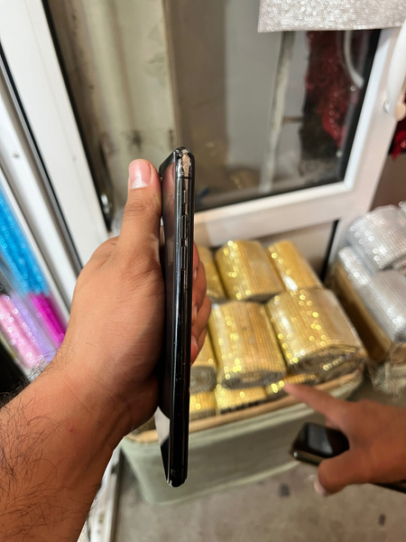 Iphone XS MAX 256GB mazza qb ishlatishga srochna