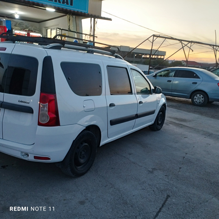 Lada Largus sotiladi SROCHNO