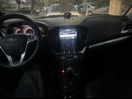 Lada vesta sw cross 1.8 2019 lux multimedia