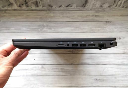 Dell Core i7 9850H/32GB/1TB SSD/Quadro P620 4GB/FHD IPS