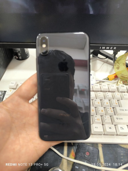 Iphone X satiladi aybi joq kor dok bar saz bari yomkust 78 pamit 256