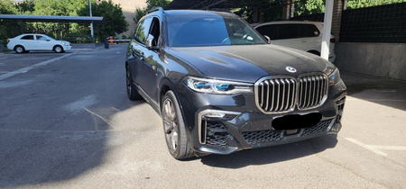 Bmw x7 m50 продаётся