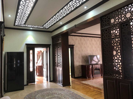 Аренда ОФИСА  190м2   Ц5, Ипак Юли банк 3ком/2этаж- 2500уе