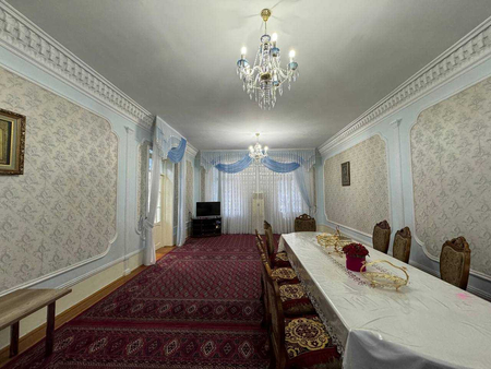 Tayyor 2 qavatli hovli sotiladi