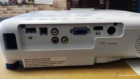 Новый проектор Epson EB-X41