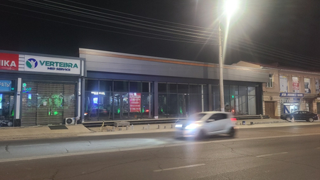 Arenda Zdaniya 1 etaj 750 kvadtrat Yengi toshmi. Fasad 26 metr