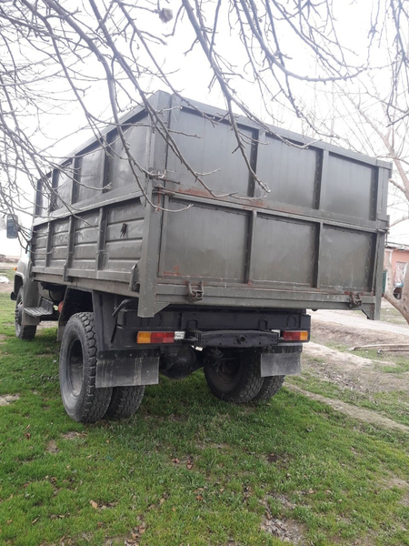Газ 53  сомосвал