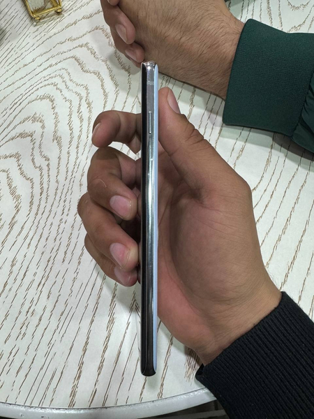 Продаётся SAMSUNG S10