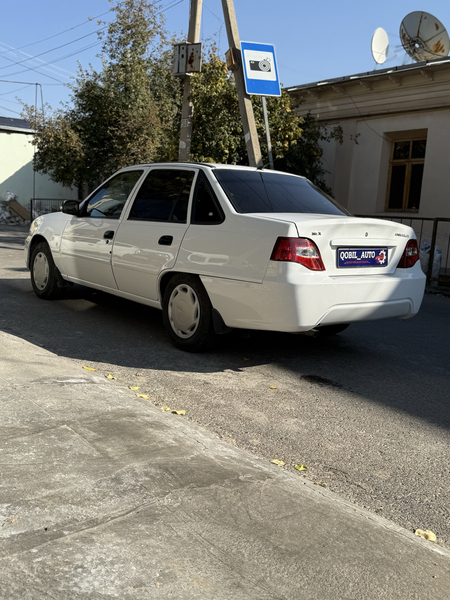 Srochna sotiladi holati yaxshi yurib turgan moshina metan gaz