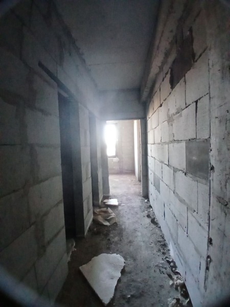 Kvartira karobka sotiladi srochna