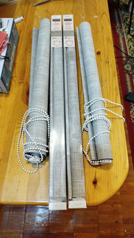 Продам мини шторы рулонные
