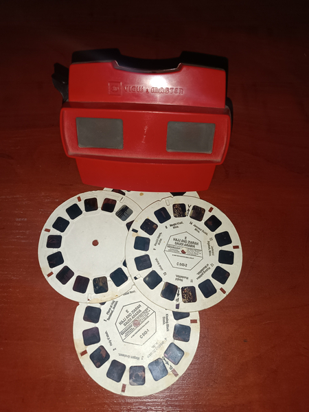 View-Master3-D (GAF)-Red Viewer (+4 disks)