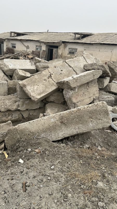 Beton bo’laklari bepul