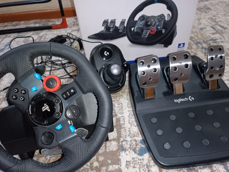 Logitech G29 + Shifter 20 kun ishlatilgan