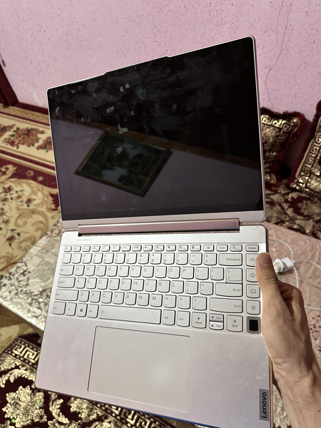 Lenovo YOGA 9i 360 biznes noutbuk