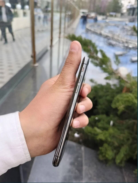 iphone X  64 srocno